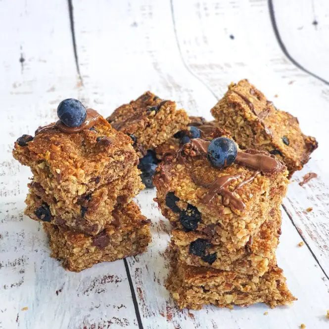 Nut Crunch Muesli Bar Recipe - Wholesome Bellies